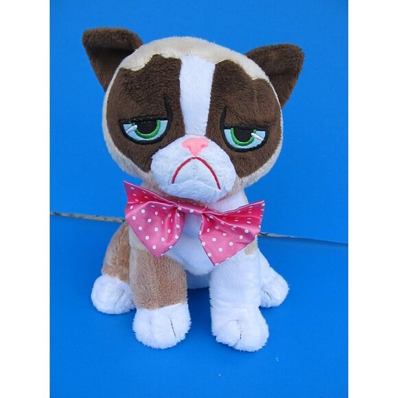 Grumpy Cat | Toys | Grumpy Cat Plush Toy With Pink Polka Dot Bow | Poshmark